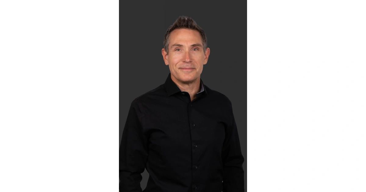 Dr. Rick Martin - Cosmetic Dentist in Phoenix, AZ | Harris Dental